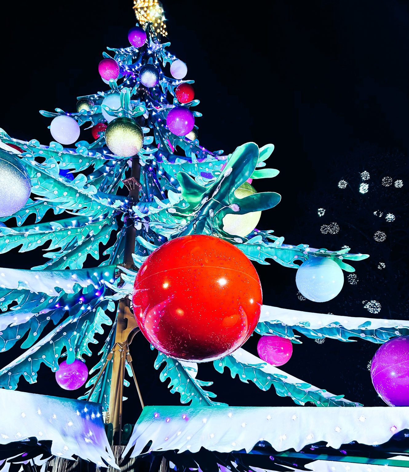 Happy Holidays 2025 from NANOSENSORS AFM Probes – Blog - NANOSENSORS ...